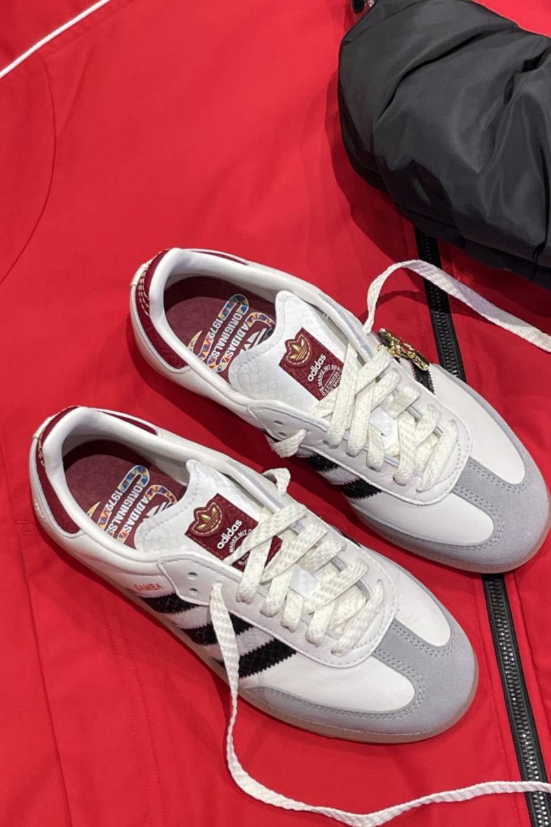 [蛇年限定] Adidas Samba OG 蛇鱗白黑